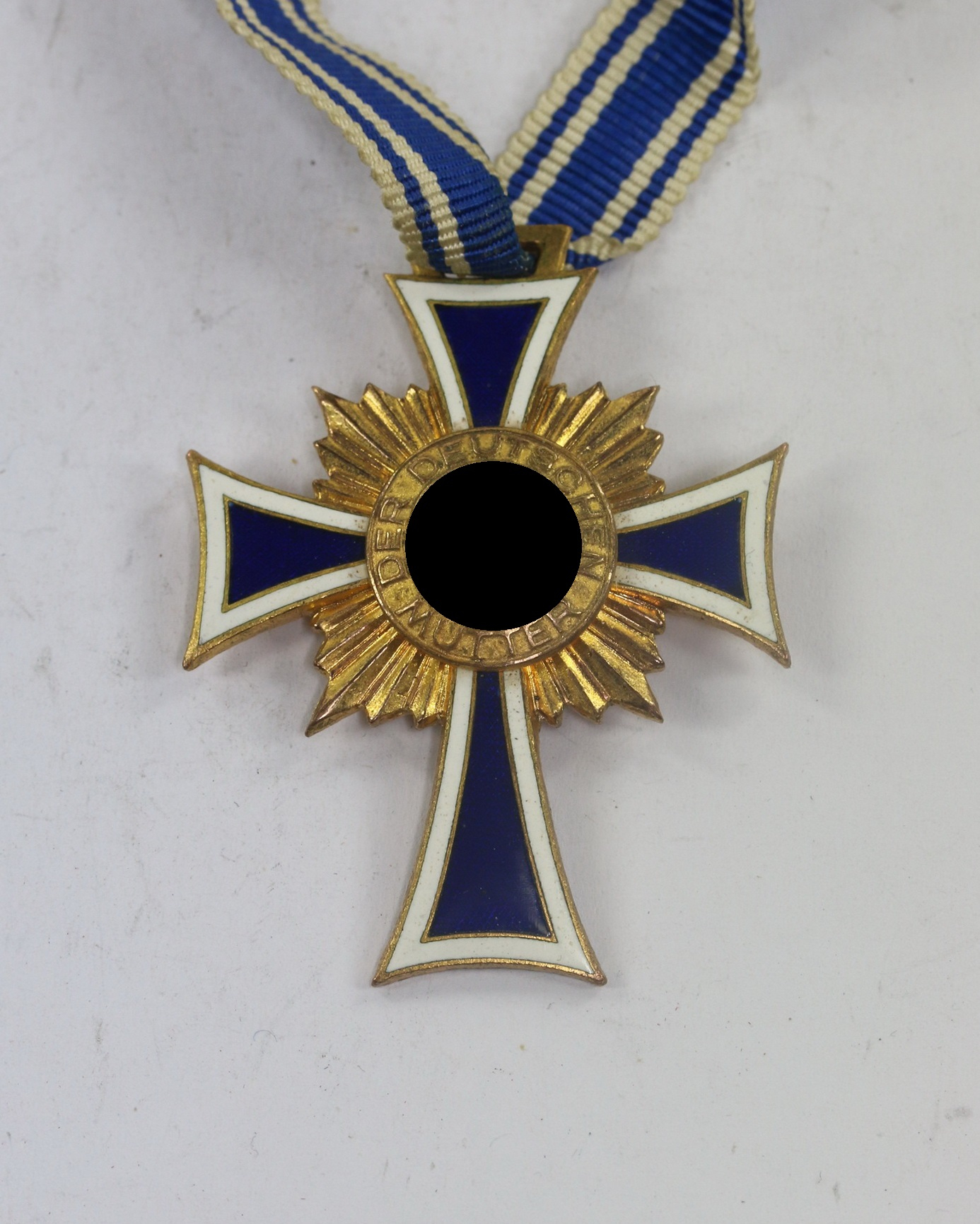 Mother's Cross in Gold, 16 December 1938 - To the German Mother