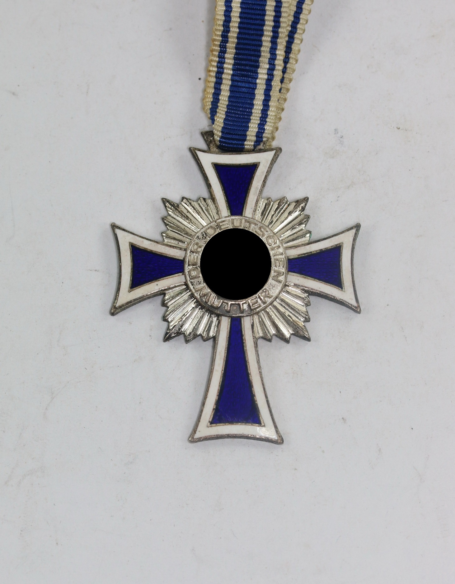 Mother's Cross in Silver, 16 December 1938 - To the German Mother